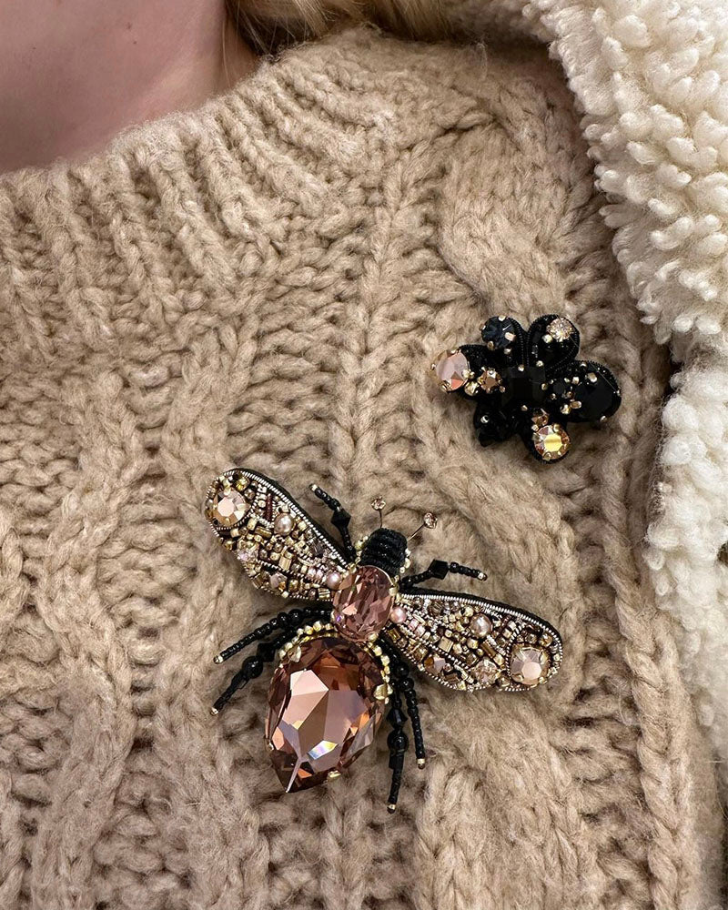 Bees Enjoying the Flowers Brooch – Snazzyin
